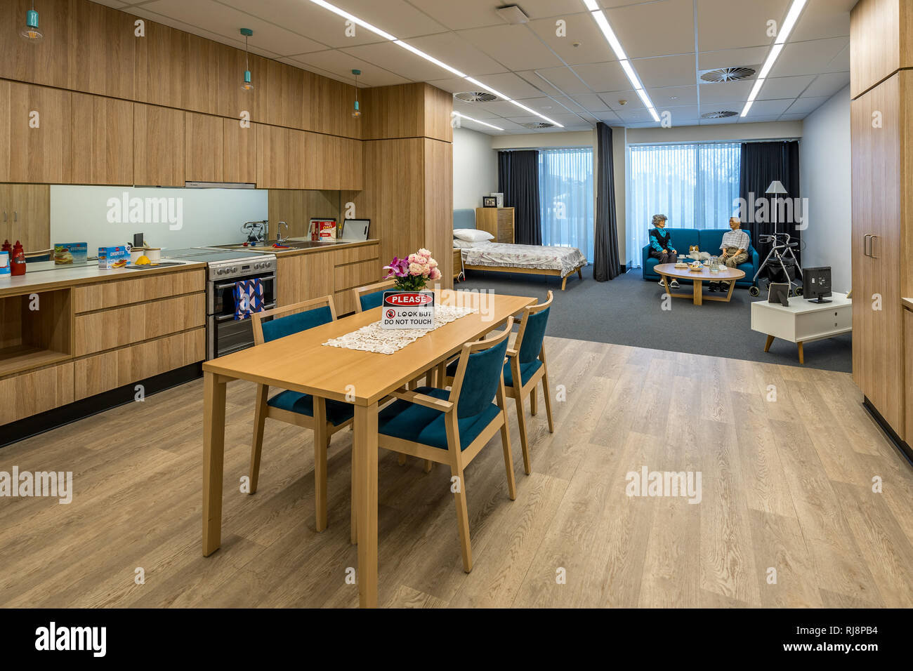 Hospital simulation room hi-res stock photography and images - Alamy