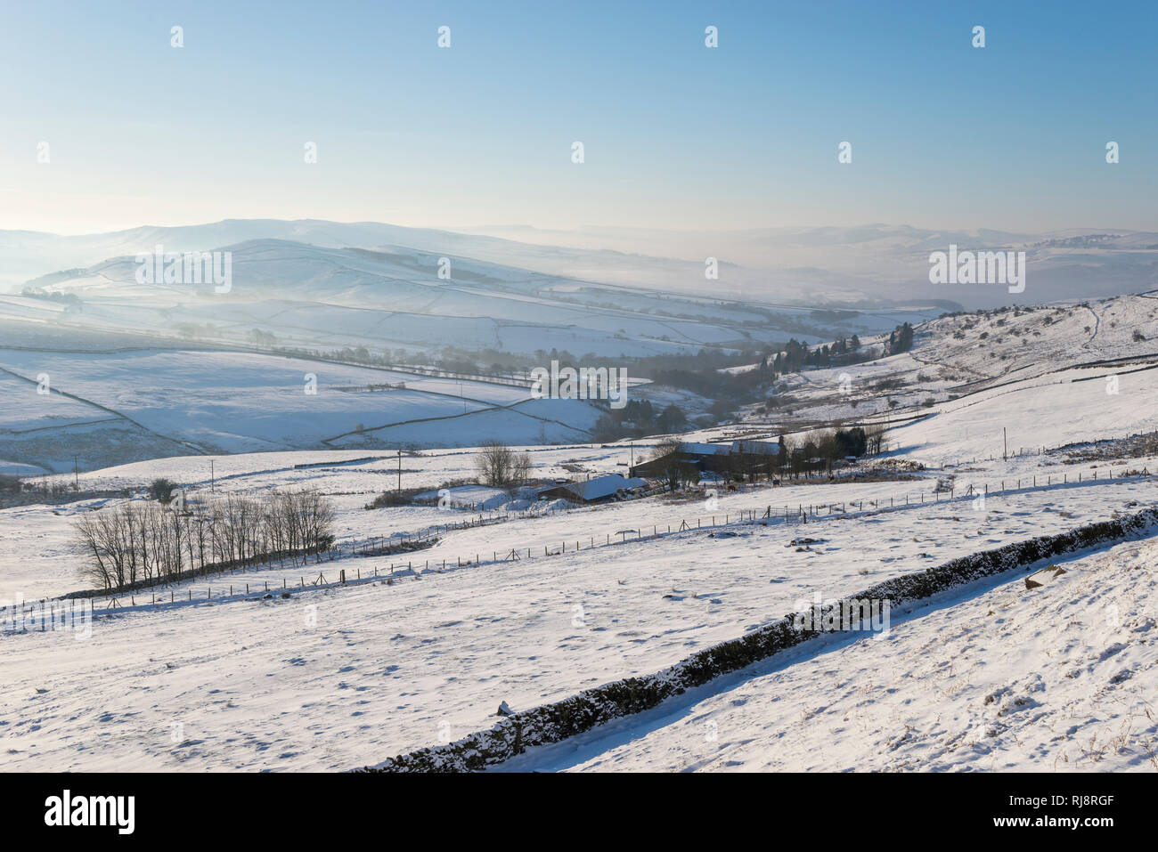 Edge british hi-res stock photography and images - Alamy