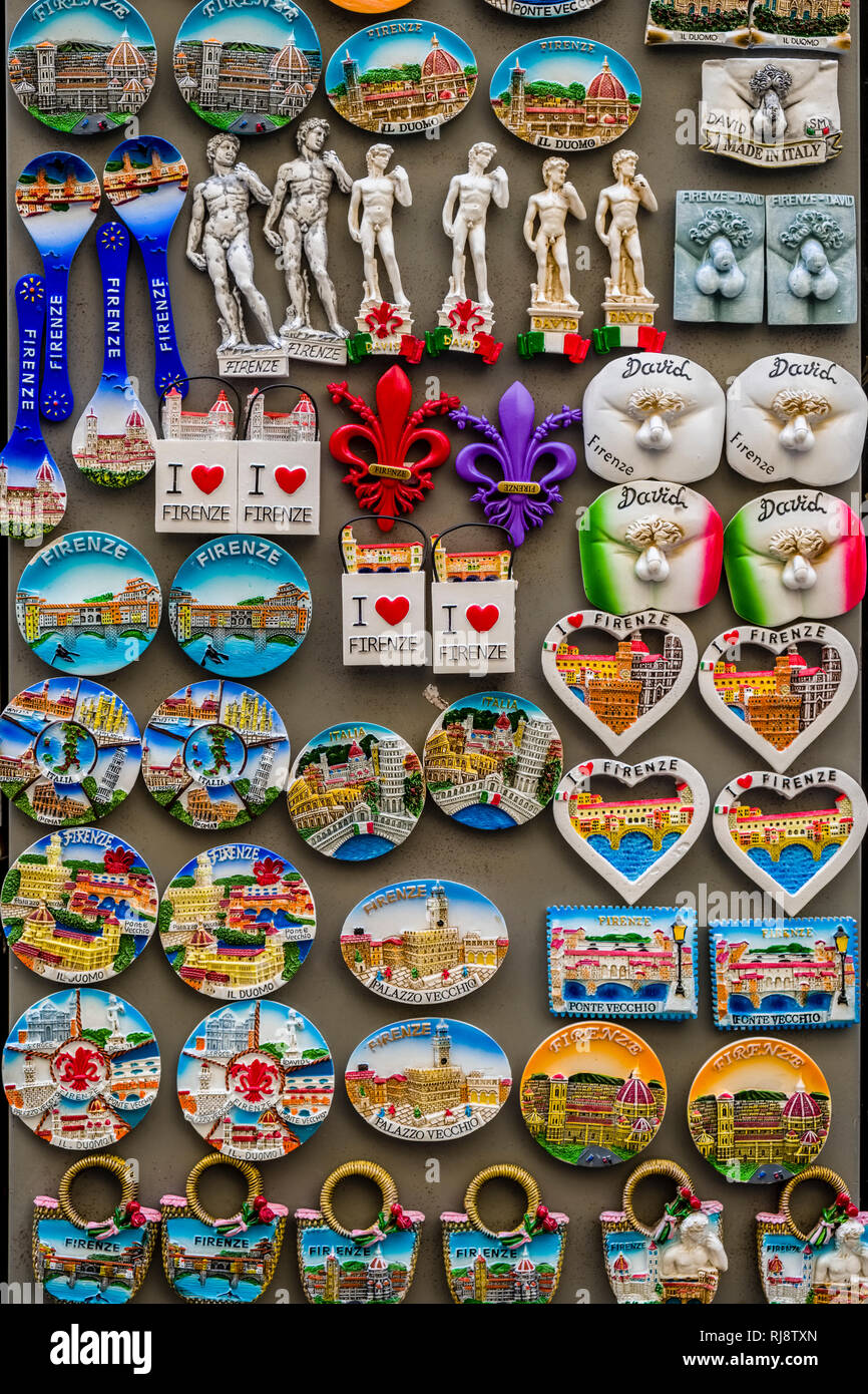 Colorful souvenirs are sold in the streets of the old part of town ...