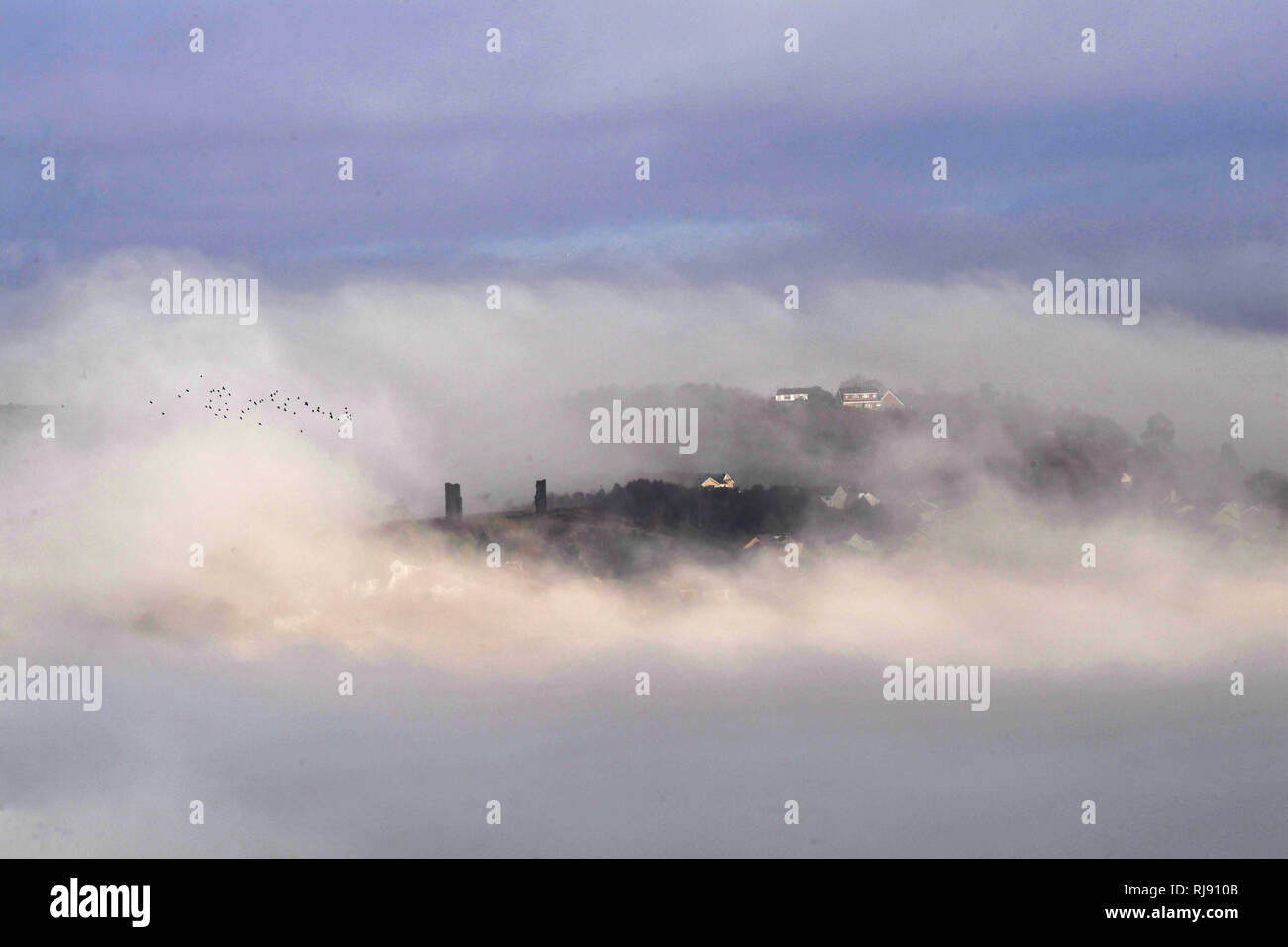weather photos Swansea a Pretty Misty City Pictured: Morriston Castle ...