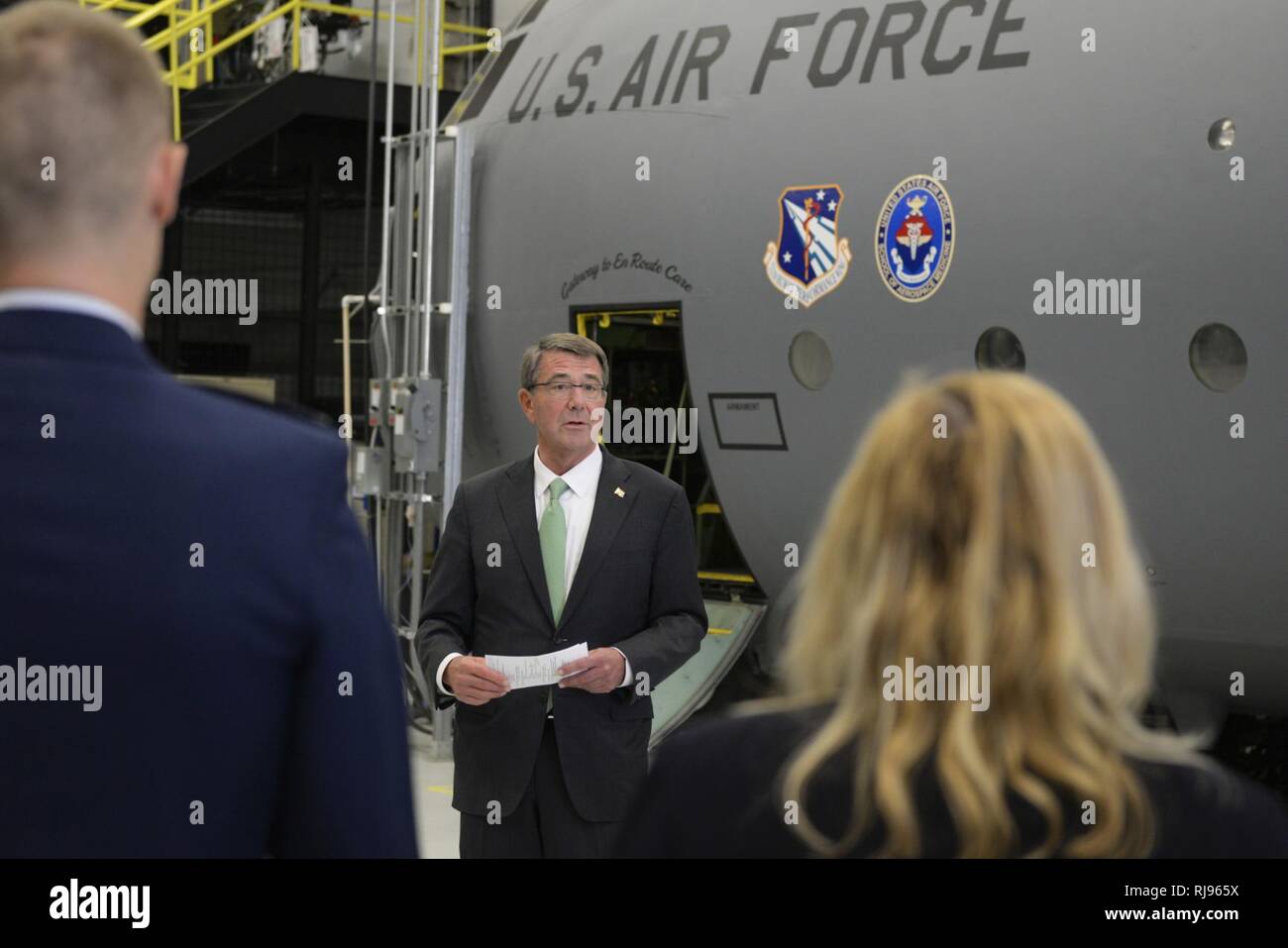 711 human performance wing hi-res stock photography and images - Alamy