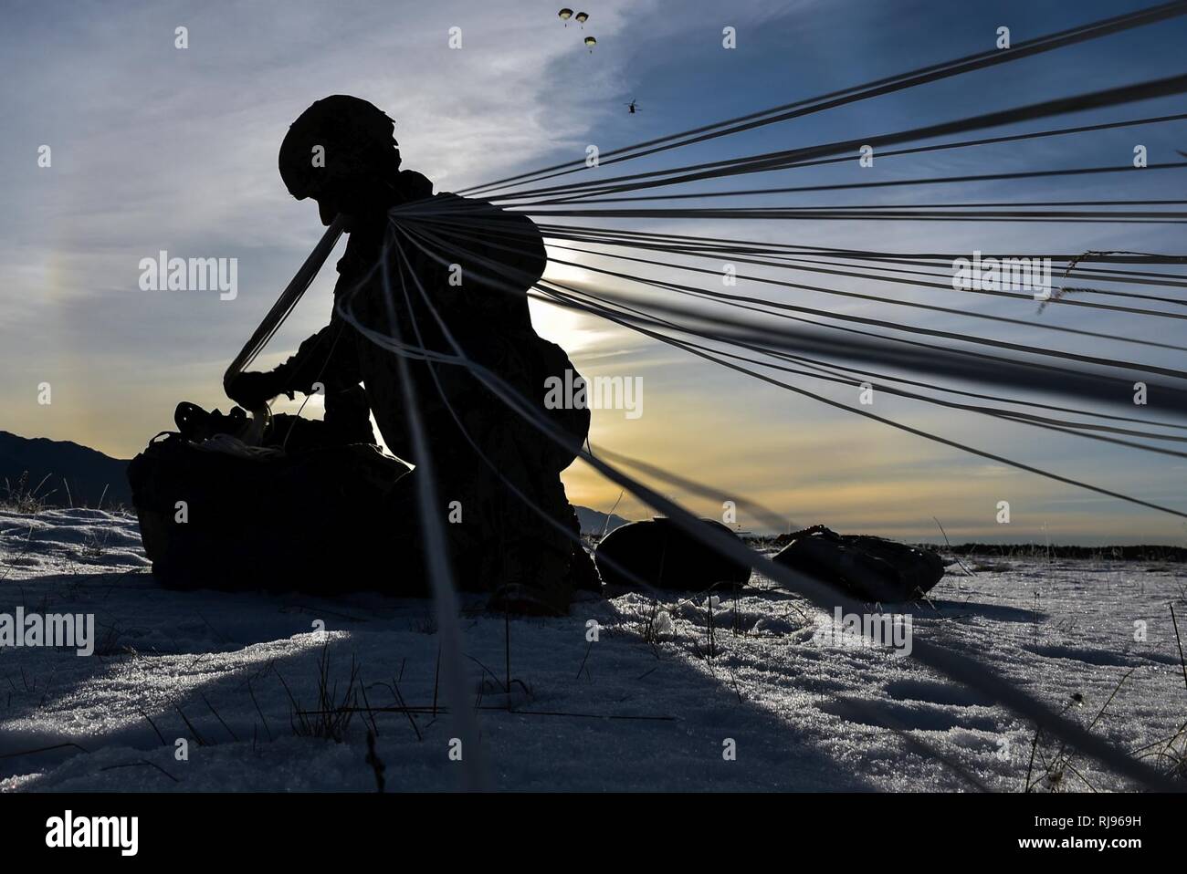 Alaska soldiers from the 6th engineer battalion hi-res stock ...