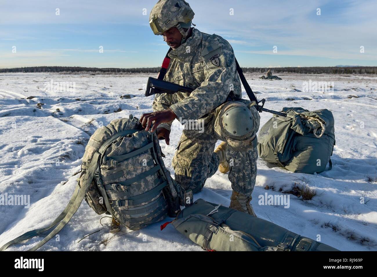 Alaska soldiers from the 6th engineer battalion hi-res stock ...
