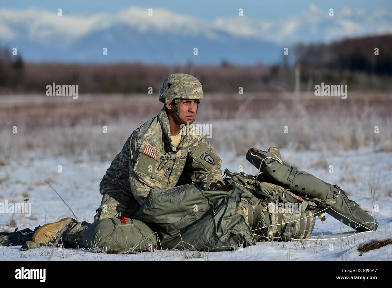 Alaska soldiers from the 6th engineer battalion hi-res stock ...