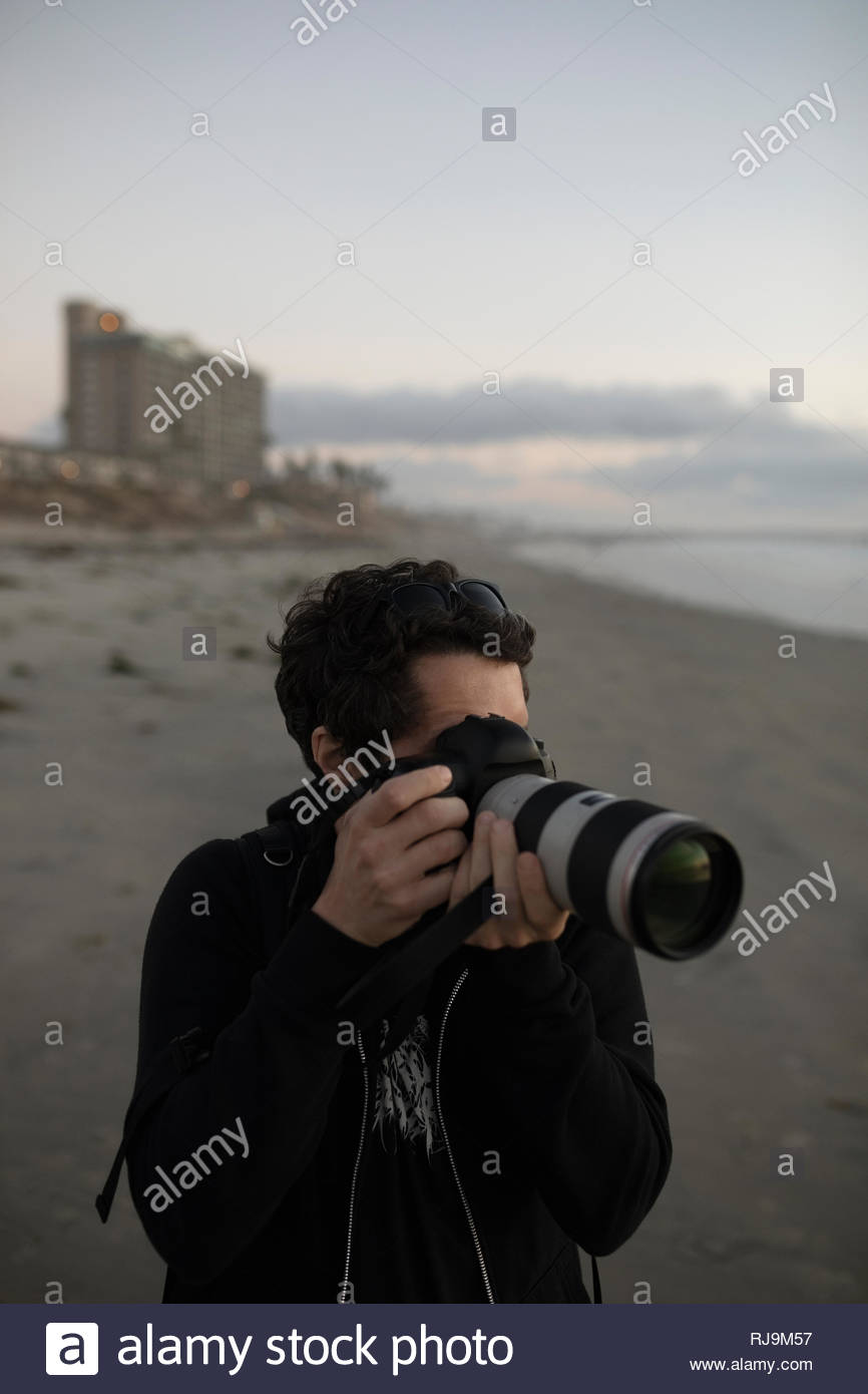 Digital camera lens hi-res stock photography and images - Alamy
