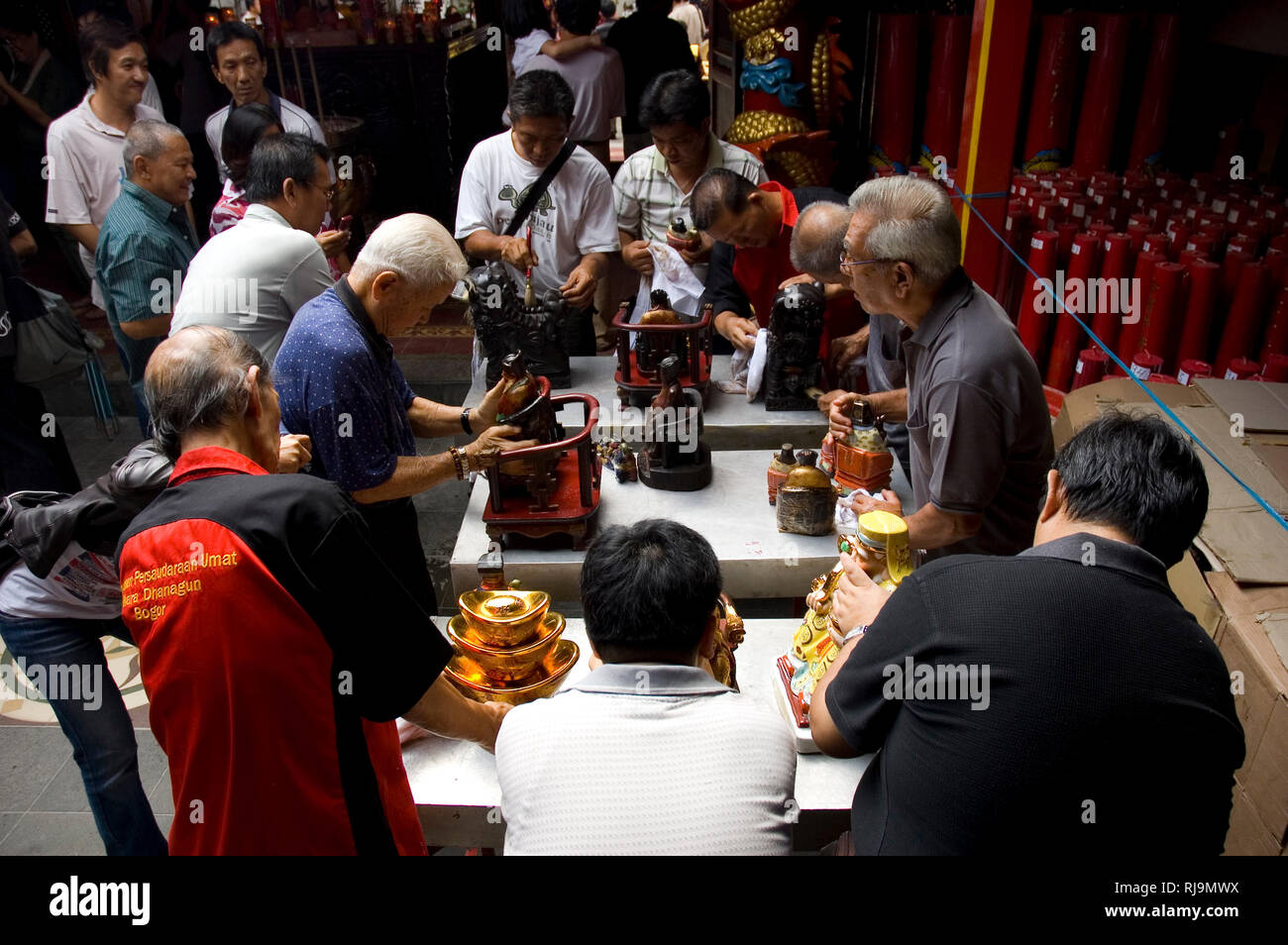 Rupang cleaning hi-res stock photography and images - Alamy