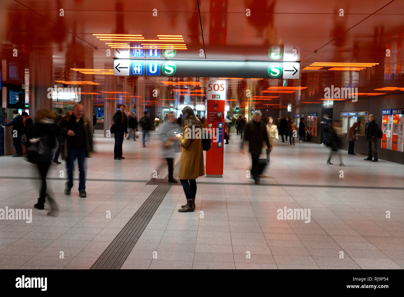 U bahnstation hi-res stock photography and images - Alamy
