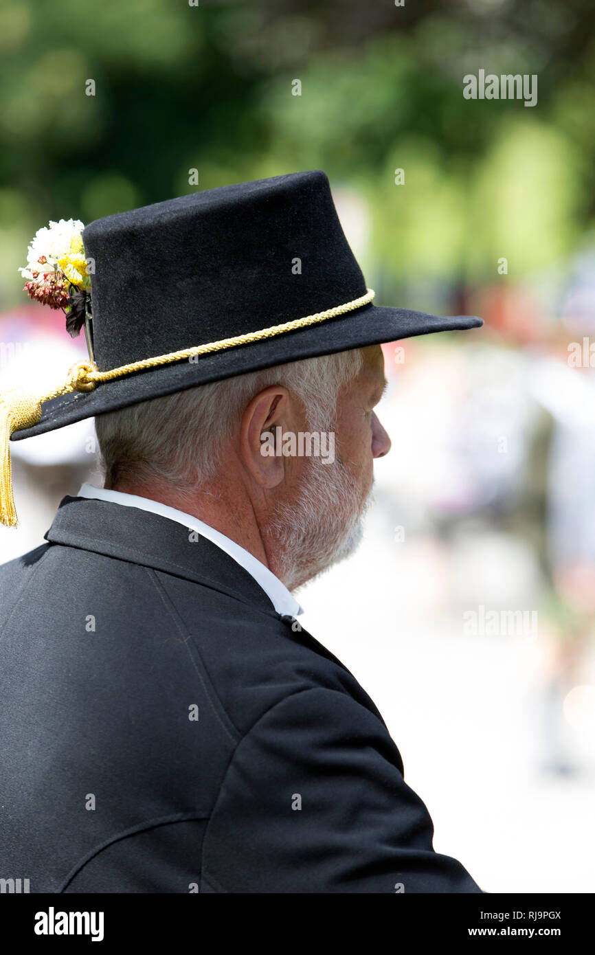Treffen der historischen Trachten von Altbayern, Mittenwald, Bayern ...