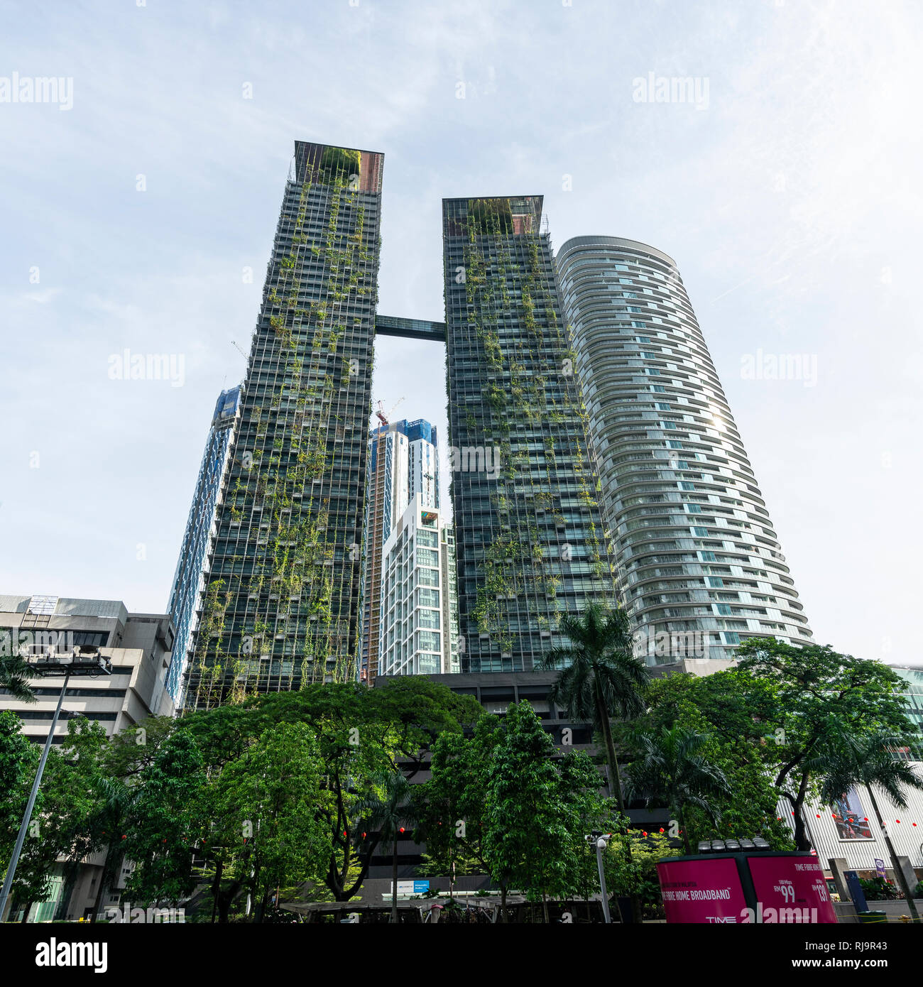 Malaysian modern architecture hi-res stock photography and images - Alamy