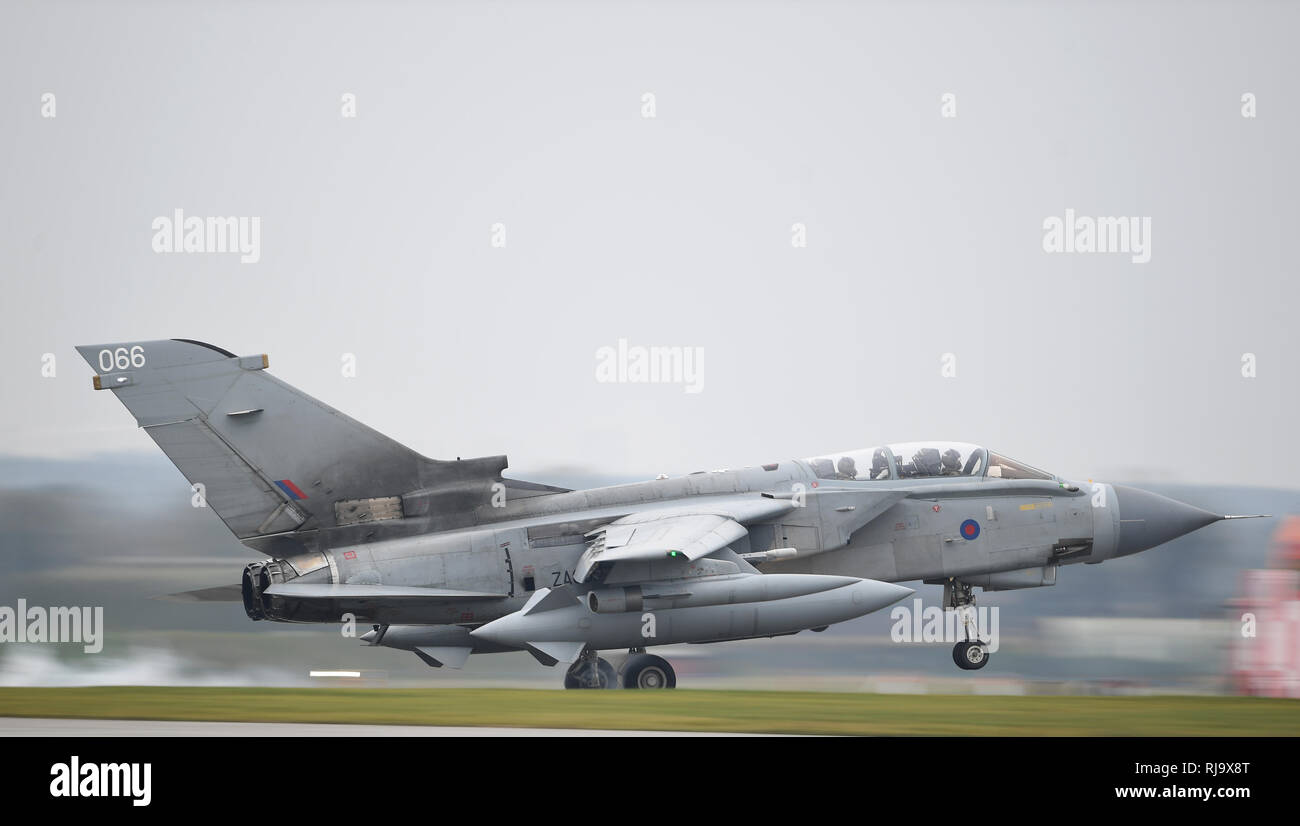 The last of three RAF Tornado GR4's, piloted by Officer Commanding IX ...