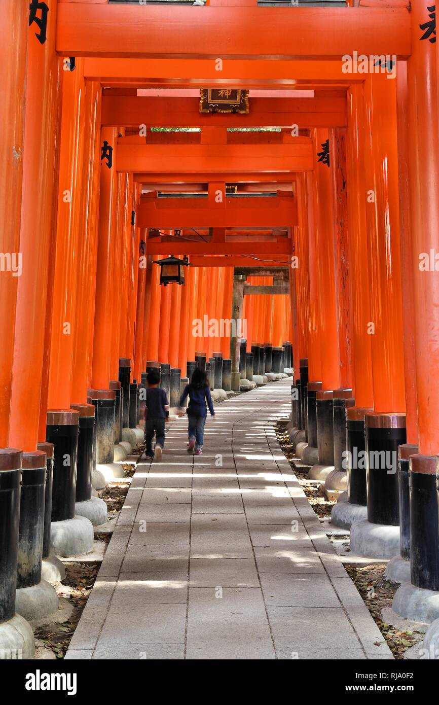 Fushimi Inari Taisha shrine in Kyoto prefecture of Japan. Famous shinto ...