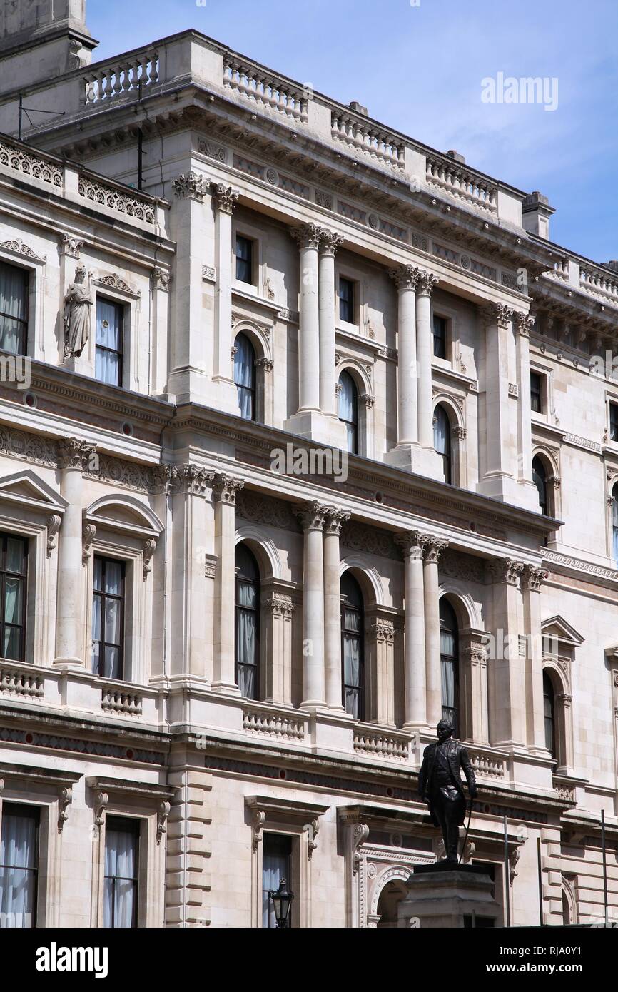 London, United Kingdom - Her Majesty's Treasury building Stock Photo ...