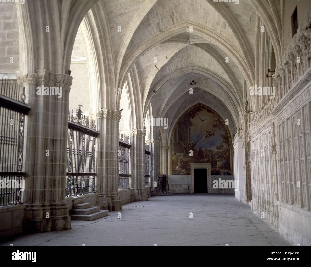 CLAUSTRO DE LA CATEDRAL DE TOLEDO - SIGLO XIV - GOTICO ESPAÑOL. Author ...