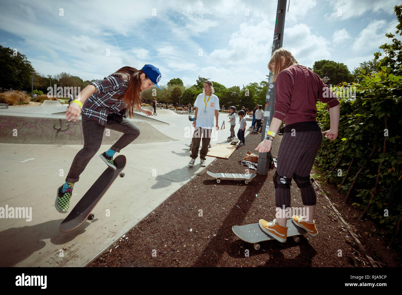 The level skate park hi-res stock photography and images - Alamy