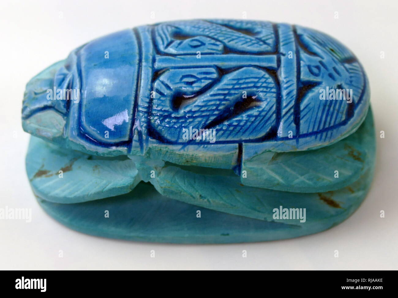 Scarab beetle ancient egypt hi-res stock photography and images - Alamy