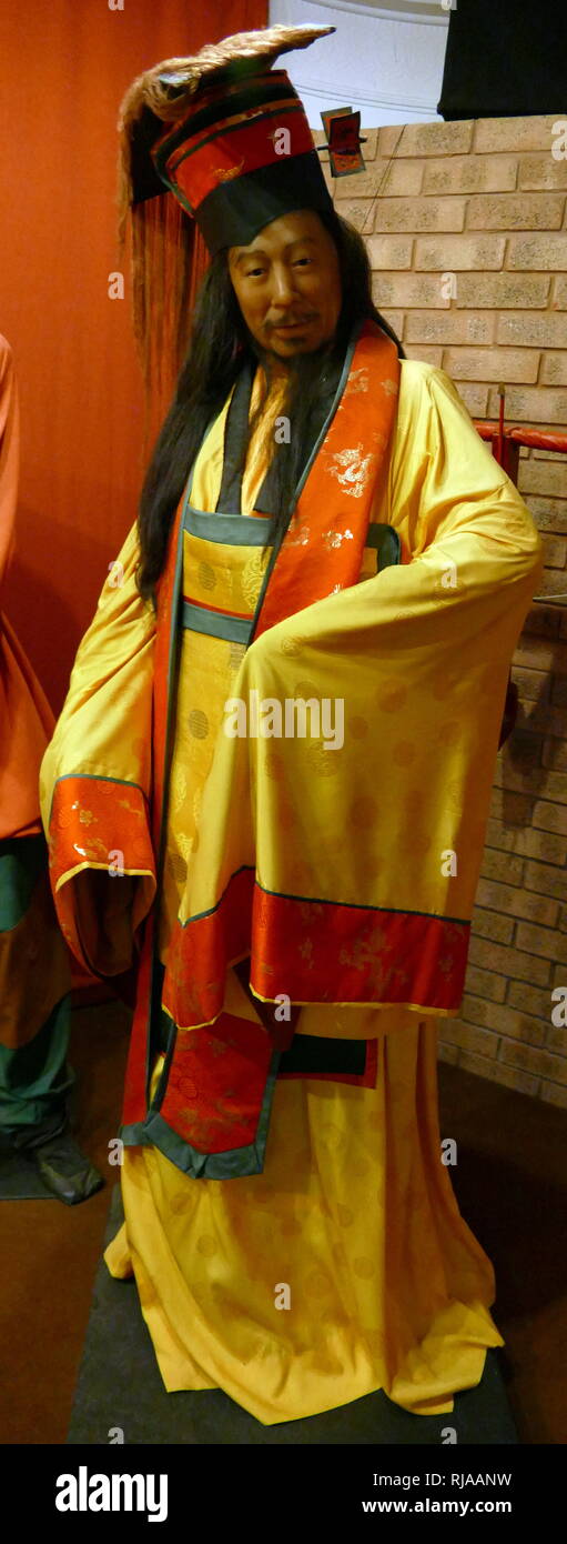 Modern replica statue of Qin Shi Huang, the First Emperor of (China ...