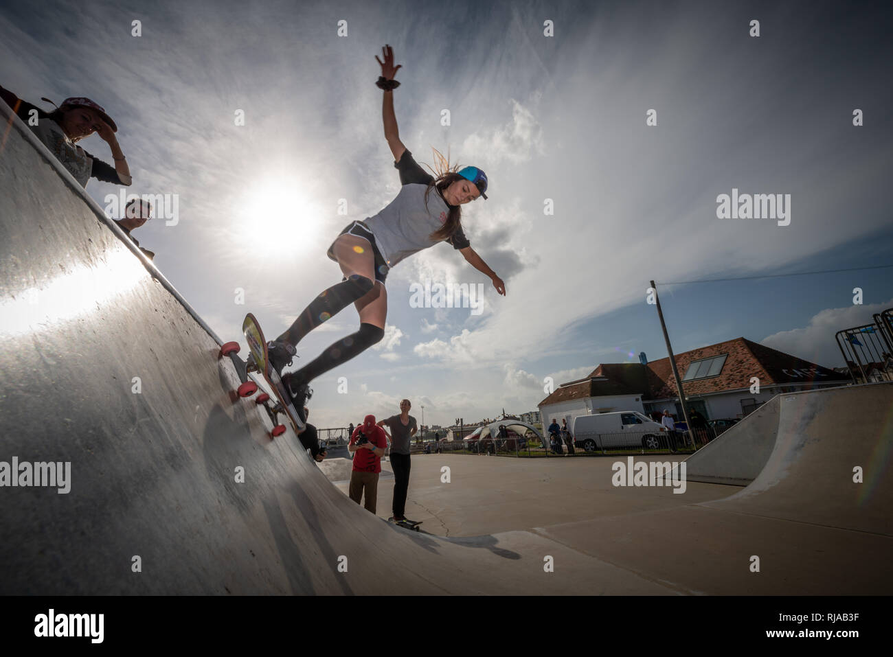 Skateboard Girl Ramp Stock Photos & Skateboard Girl Ramp Stock Images ...