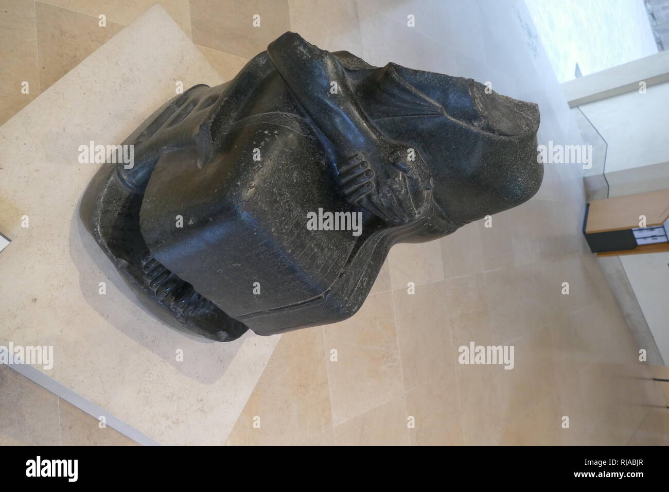 Gudea ruler hi-res stock photography and images - Alamy