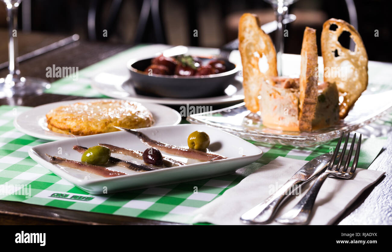 Picture menu food dishes hi-res stock photography and images - Alamy