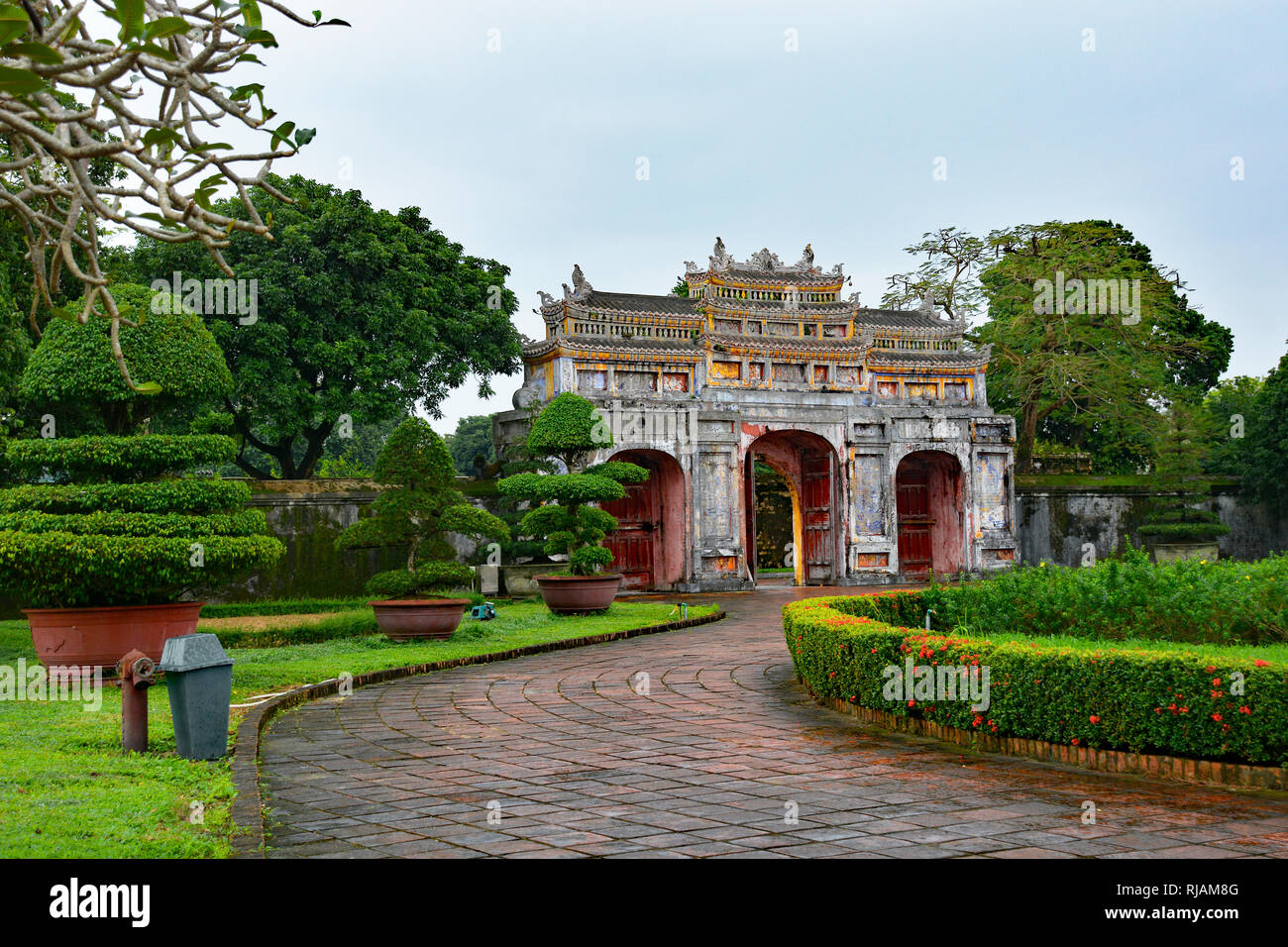 The Tho Chi Gate in the Dien Tho Residence complex in the Imperial City ...