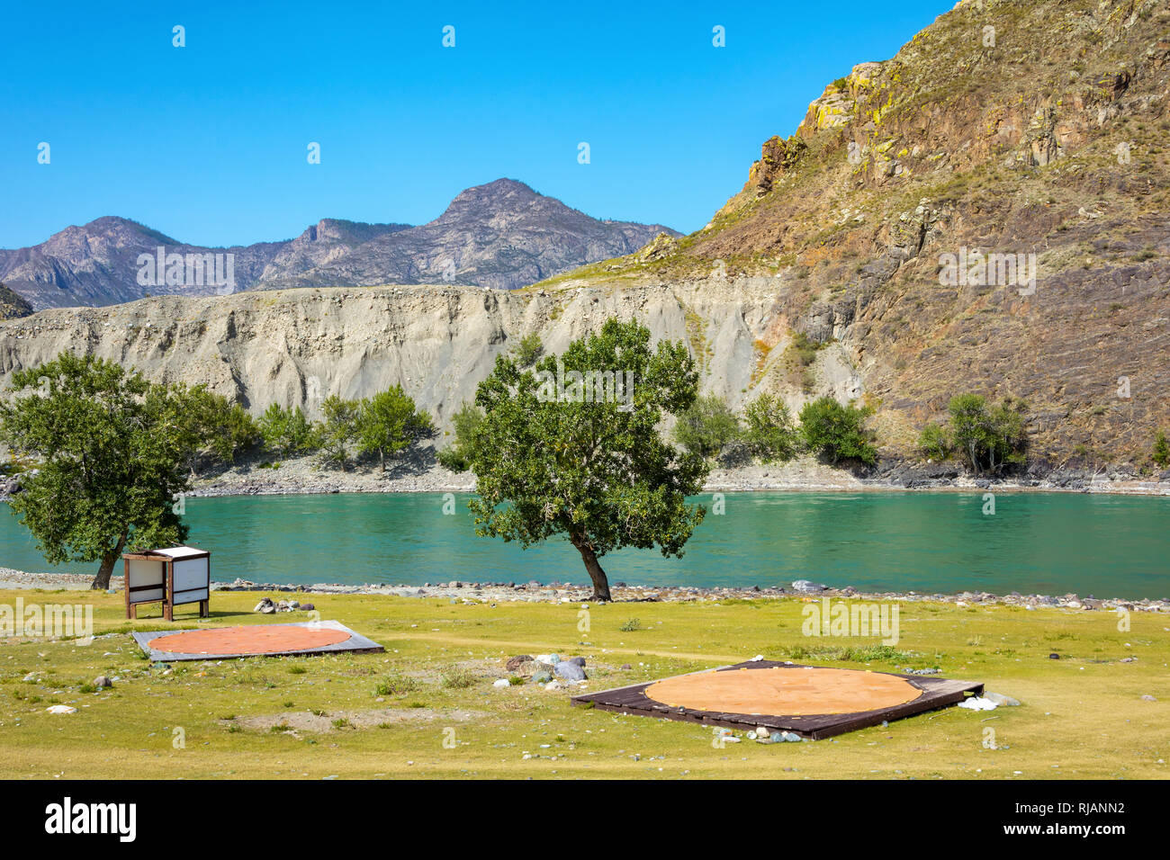 Wooden platforms on the river bank hi-res stock photography and images ...