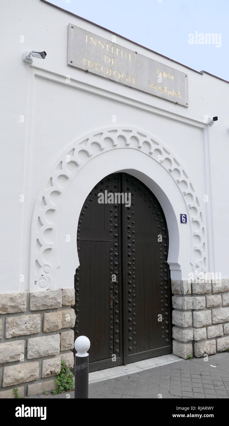 The Grande Mosquée de Paris (commonly known as The Paris Mosque or The ...
