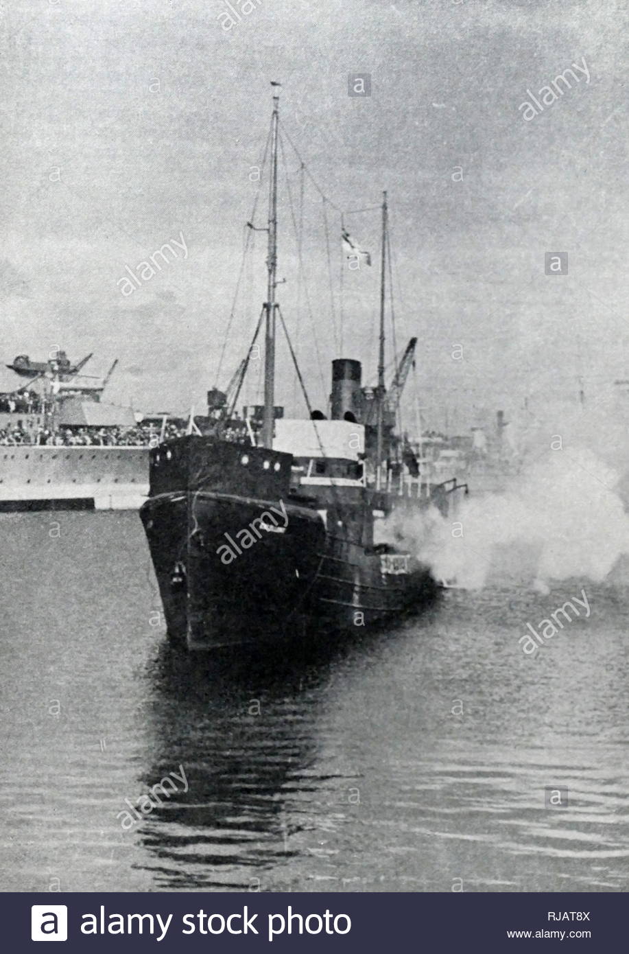 Merchant Navy Ships Stock Photos & Merchant Navy Ships Stock Images - Alamy