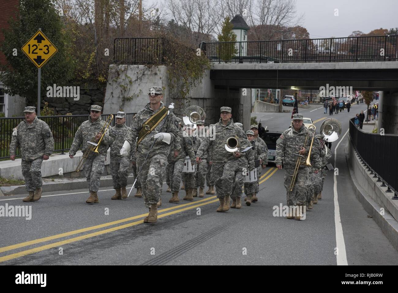 40th army band hi-res stock photography and images - Alamy