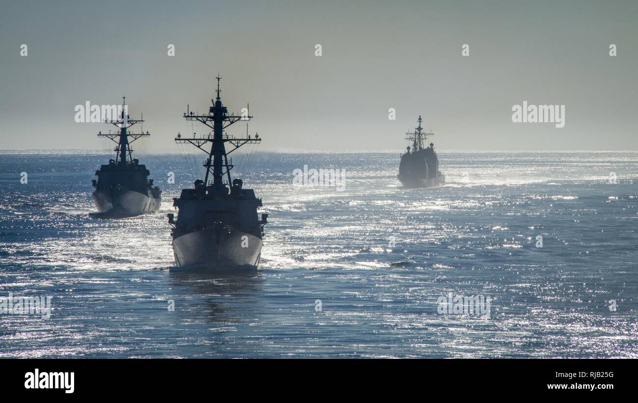 PACIFIC OCEAN (Nov. 11, 2016) Ships from the Carl Vinson Strike Group ...
