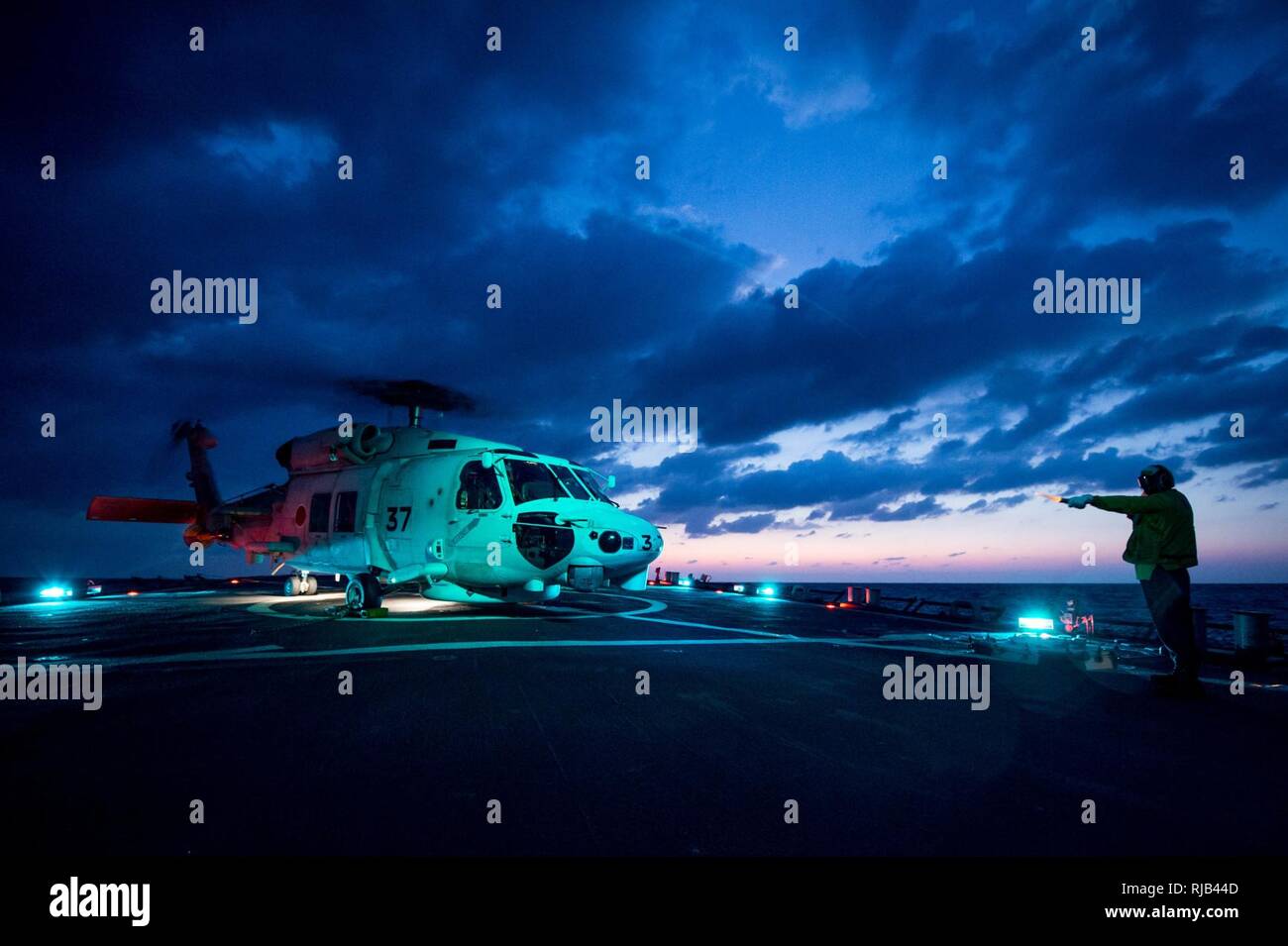 WATERS EAST OF JAPAN (Nov. 4, 2016) Petty Officer 3rd Class Xavier N ...