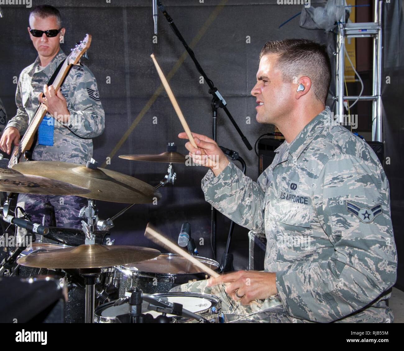 Haltime Performance High Resolution Stock Photography and Images - Alamy