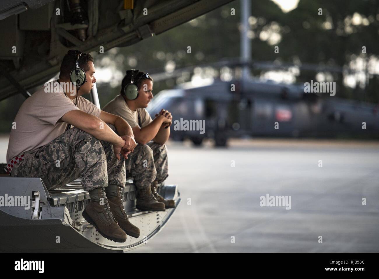 71st aircraft maintenance unit hi-res stock photography and images - Alamy
