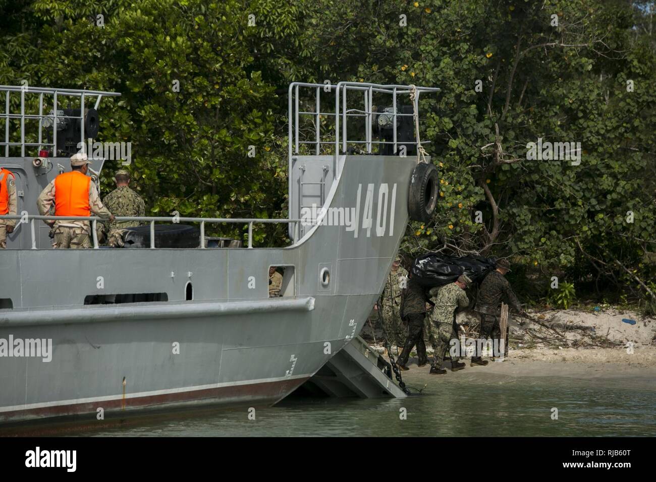 Royal marine lcu hi-res stock photography and images - Alamy