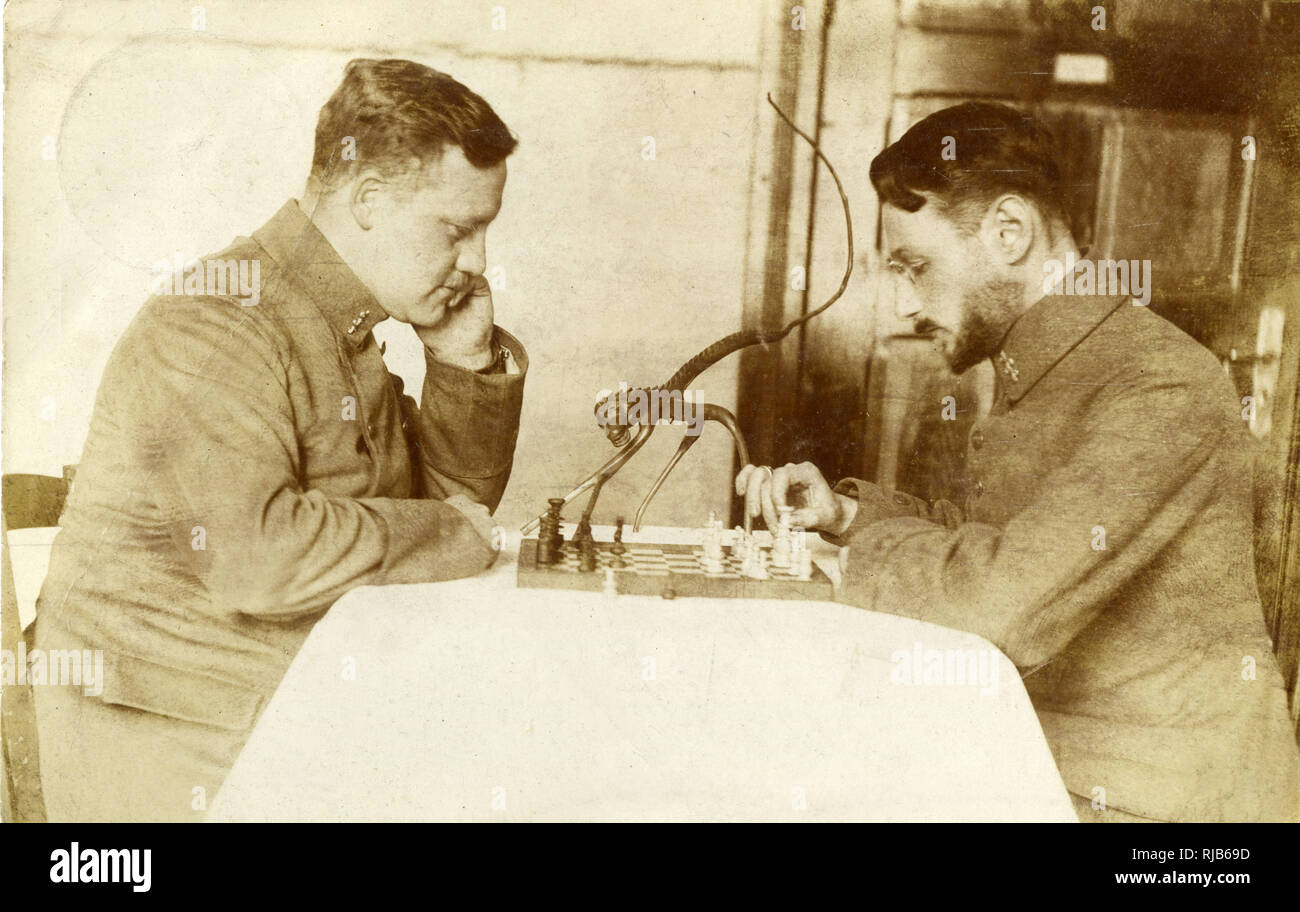 German soldiers playing chess, WW1 Stock Photo - Alamy