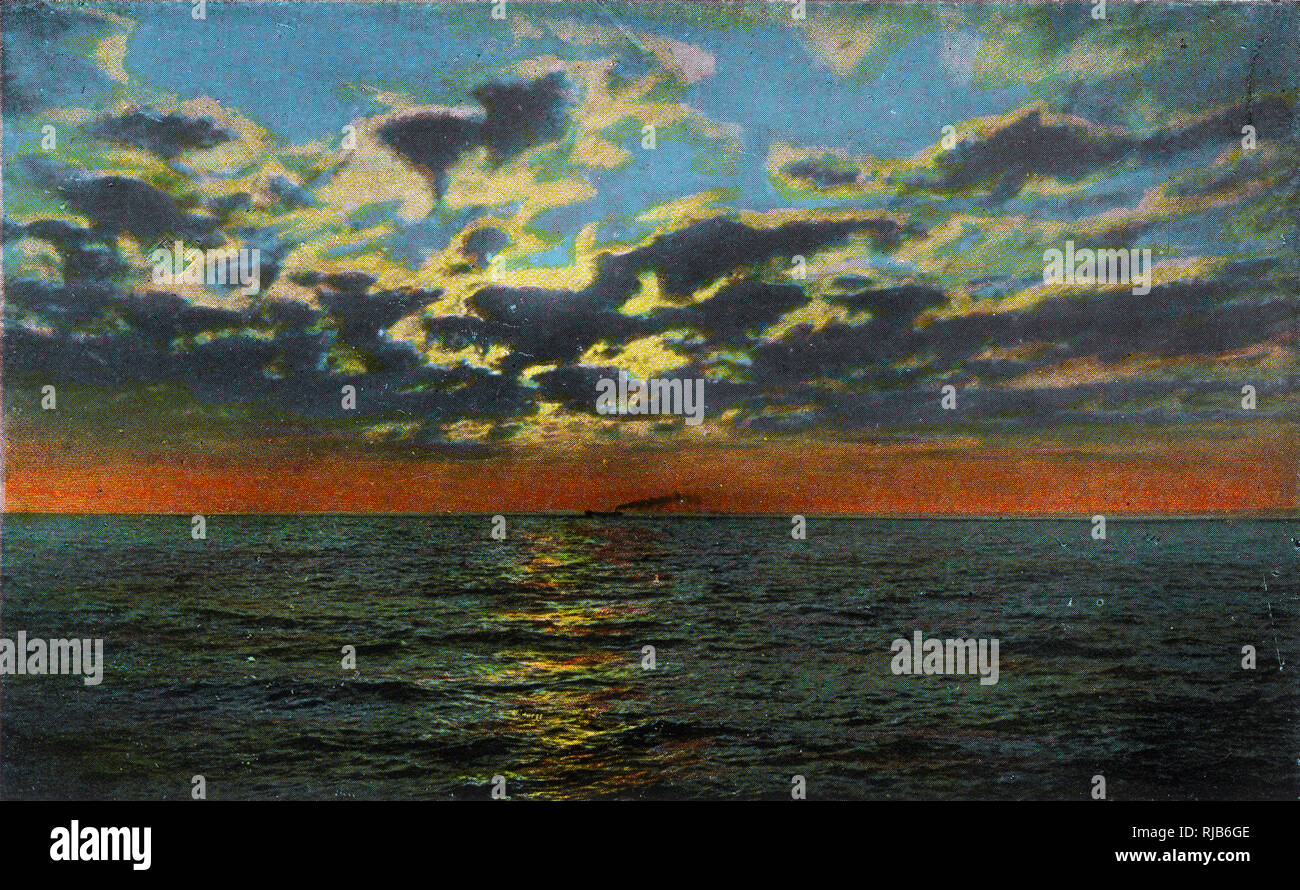 Cleveland, Ohio, USA - Sunset on Lake Erie Stock Photo - Alamy