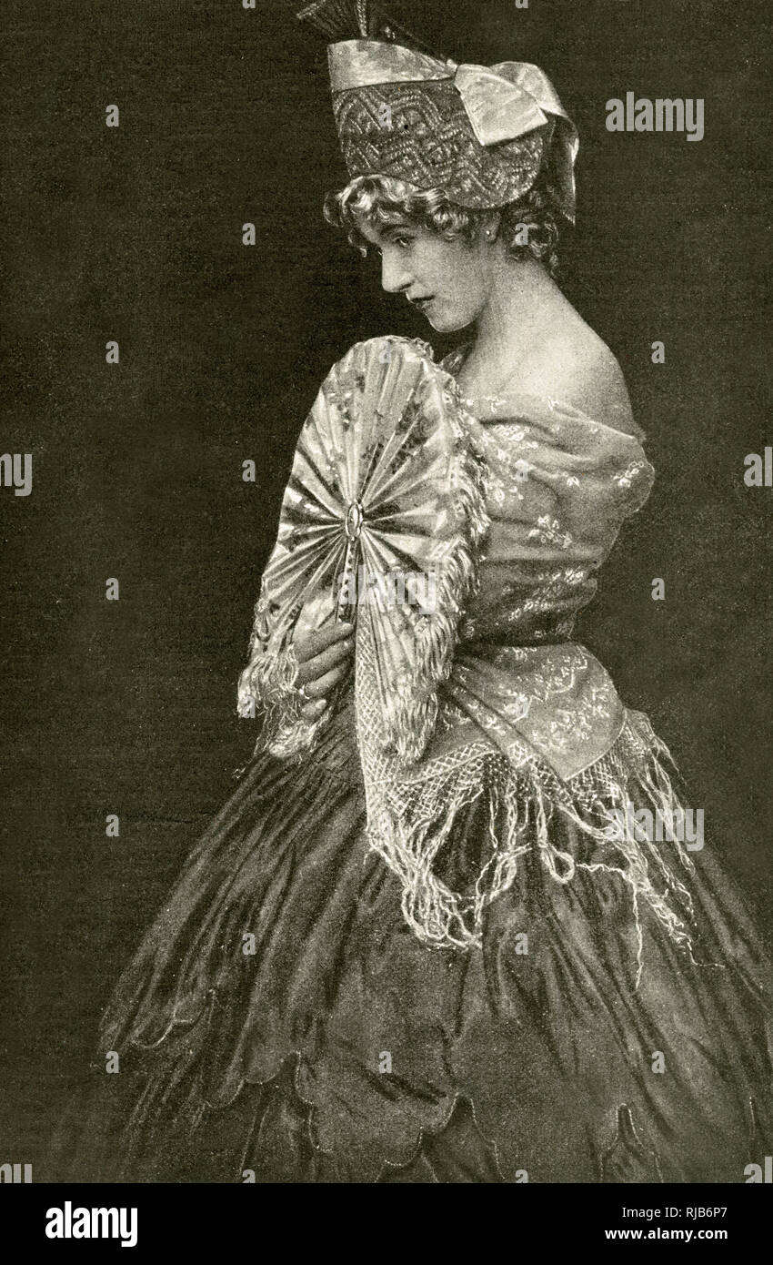 Young woman of Vienna, Austria Stock Photo - Alamy