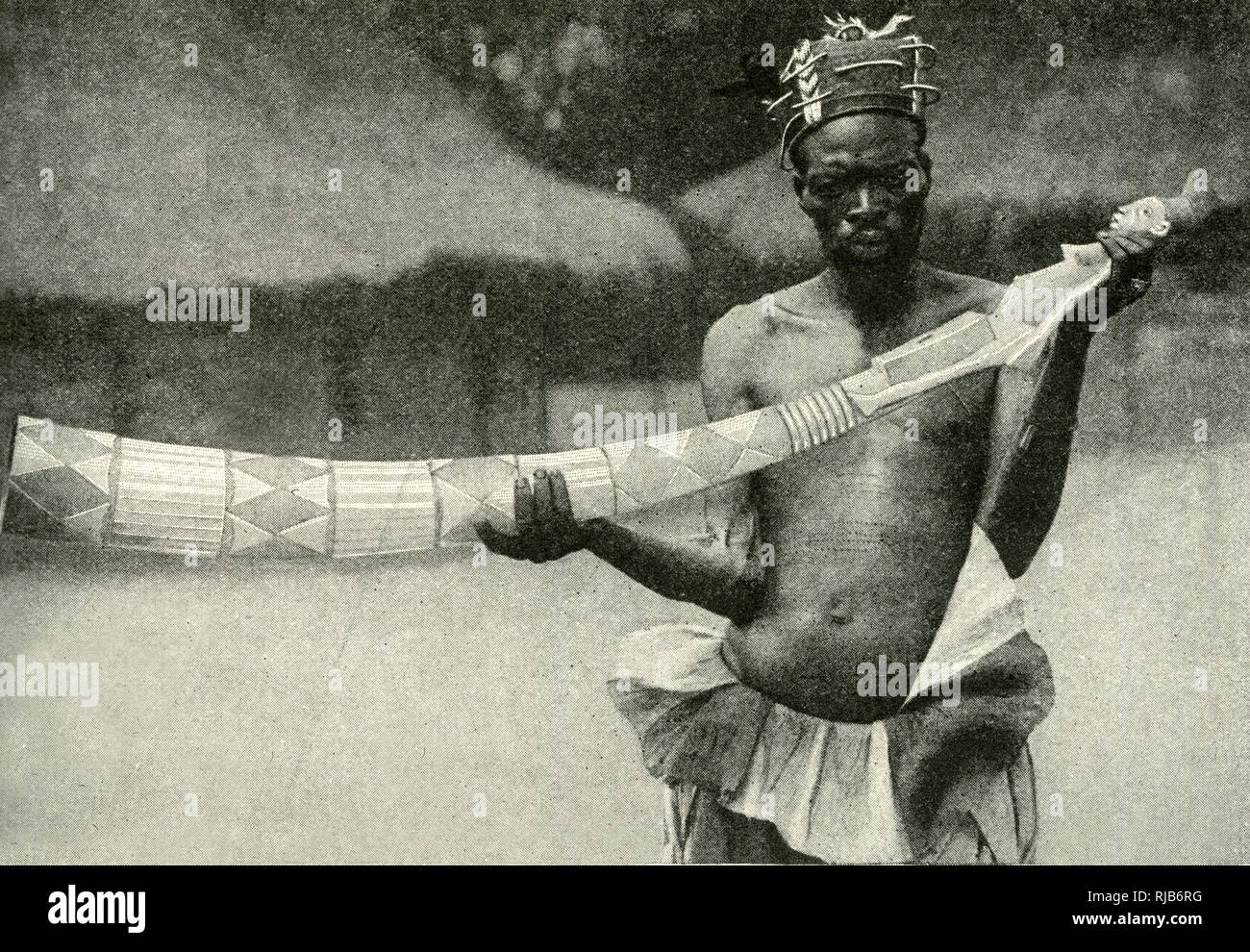 Mangbetu People High Resolution Stock Photography and Images - Alamy