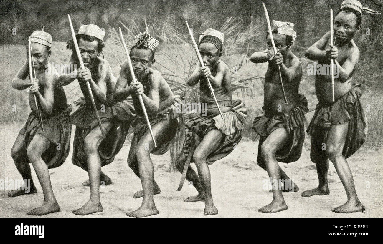 Pygmy hunters of the Welle, Belgian Congo, Central Africa Stock Photo ...
