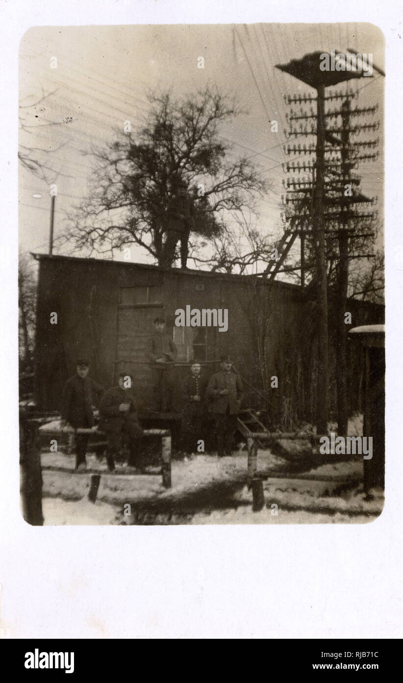 WW1 - Cold German Soldiers behind the lines Stock Photo - Alamy
