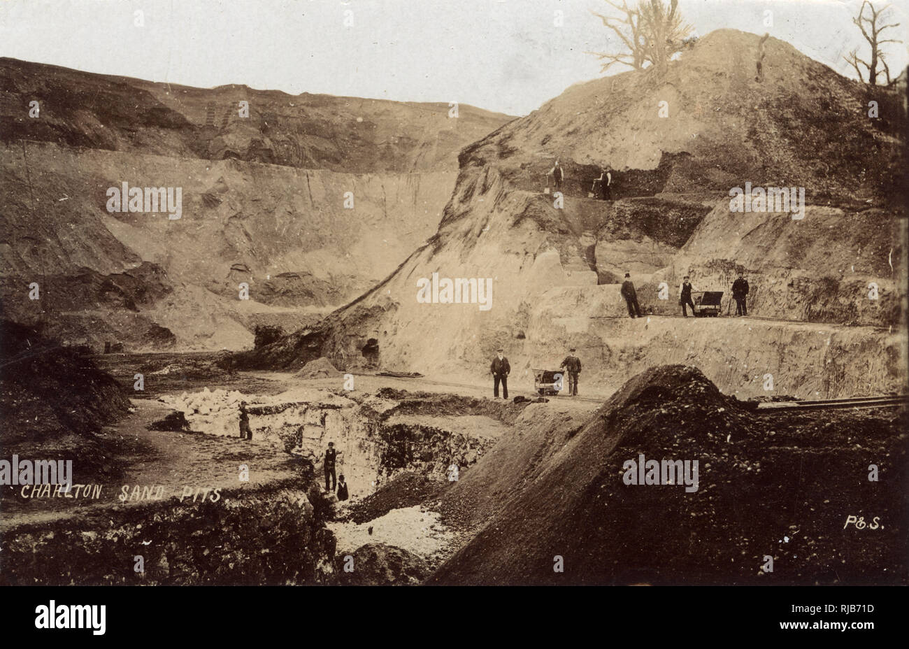 Charlton fc hi-res stock photography and images - Alamy