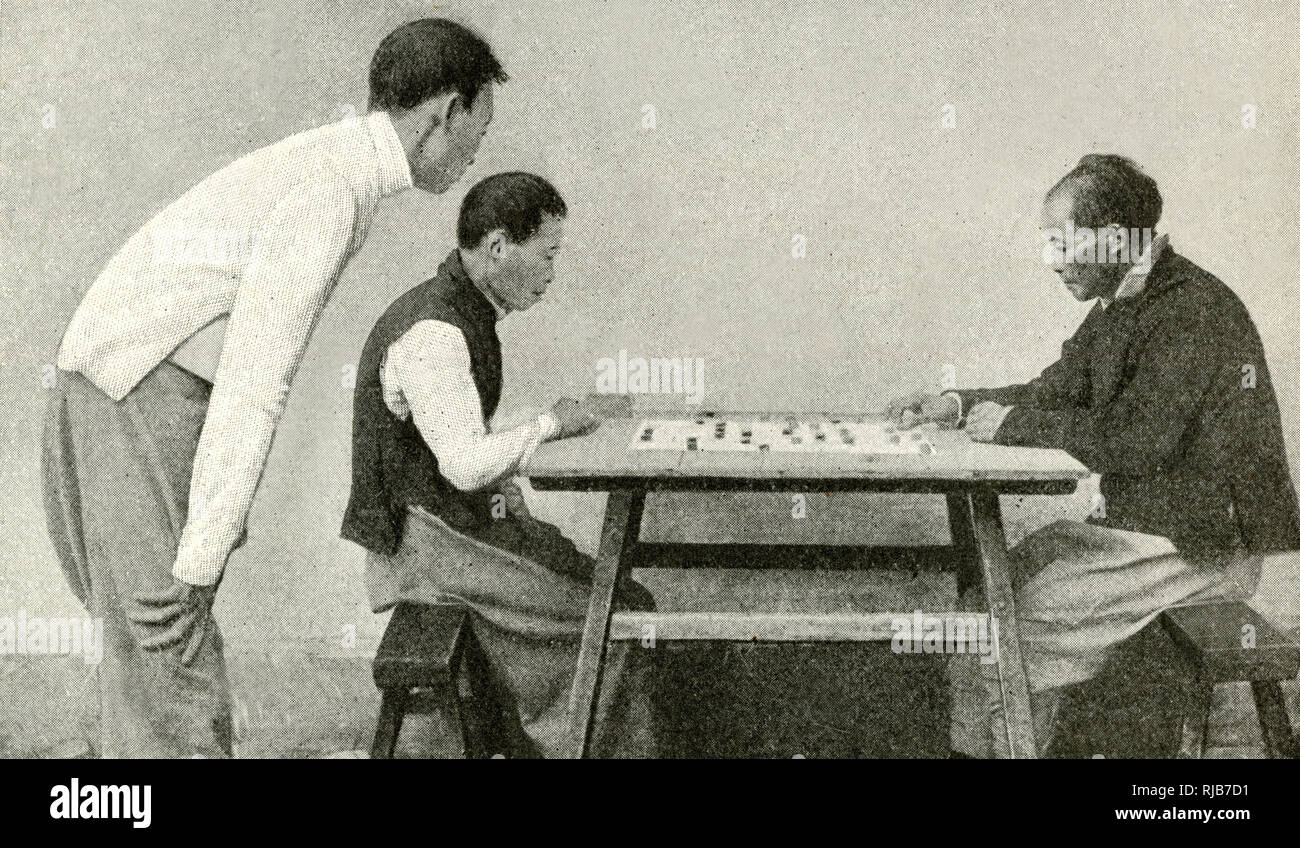 World chess board hi-res stock photography and images - Alamy