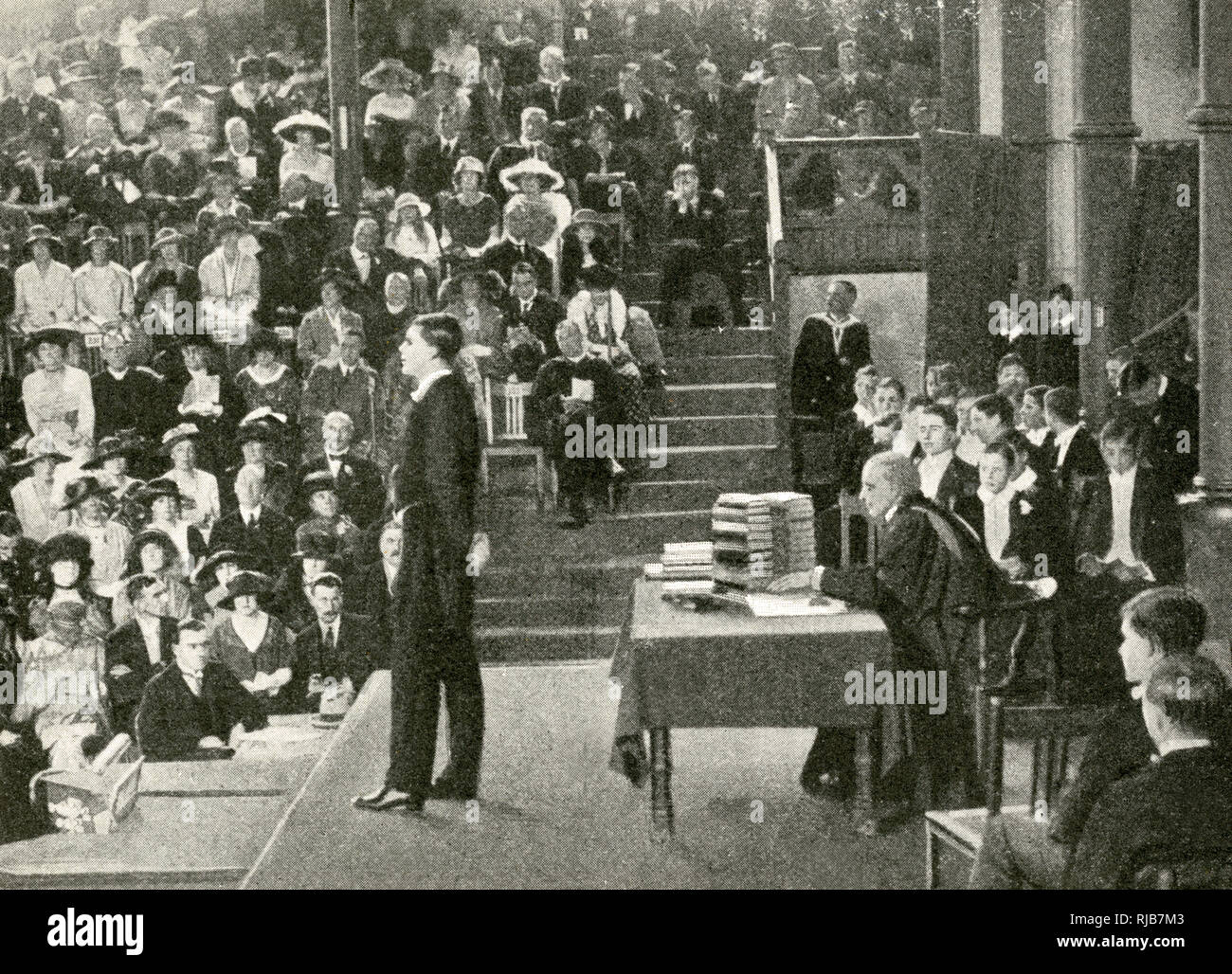 Prize day school audience hi-res stock photography and images - Alamy