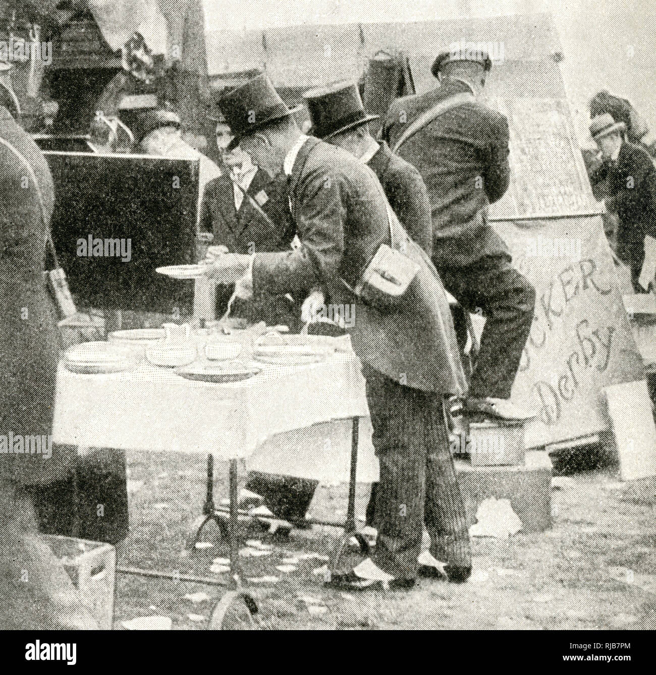 Bookmaker racecourse hi-res stock photography and images - Alamy