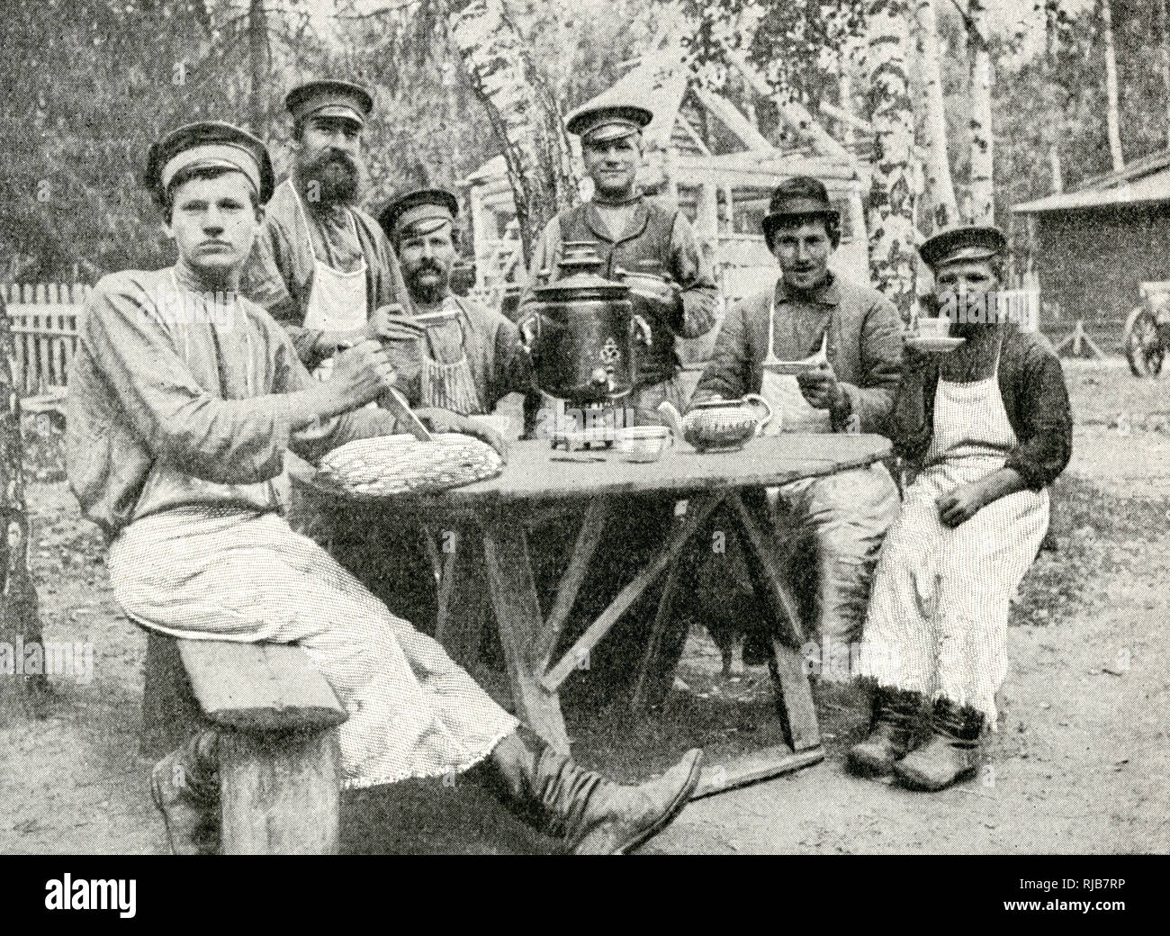 Peasant workers having a tea break, Republic of Estonia Stock Photo - Alamy