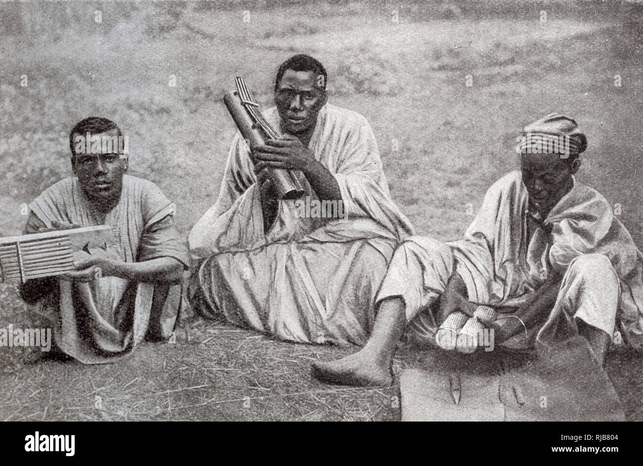 African instruments hi-res stock photography and images - Alamy