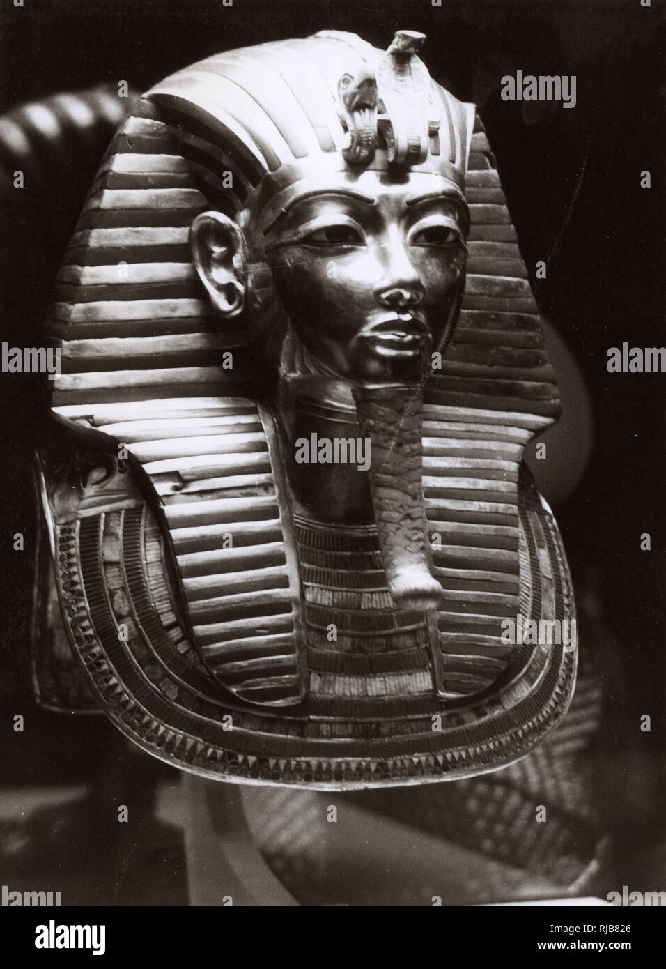 The Golden Mask of Tutankhamun - one of the most wonderful pieces of ...