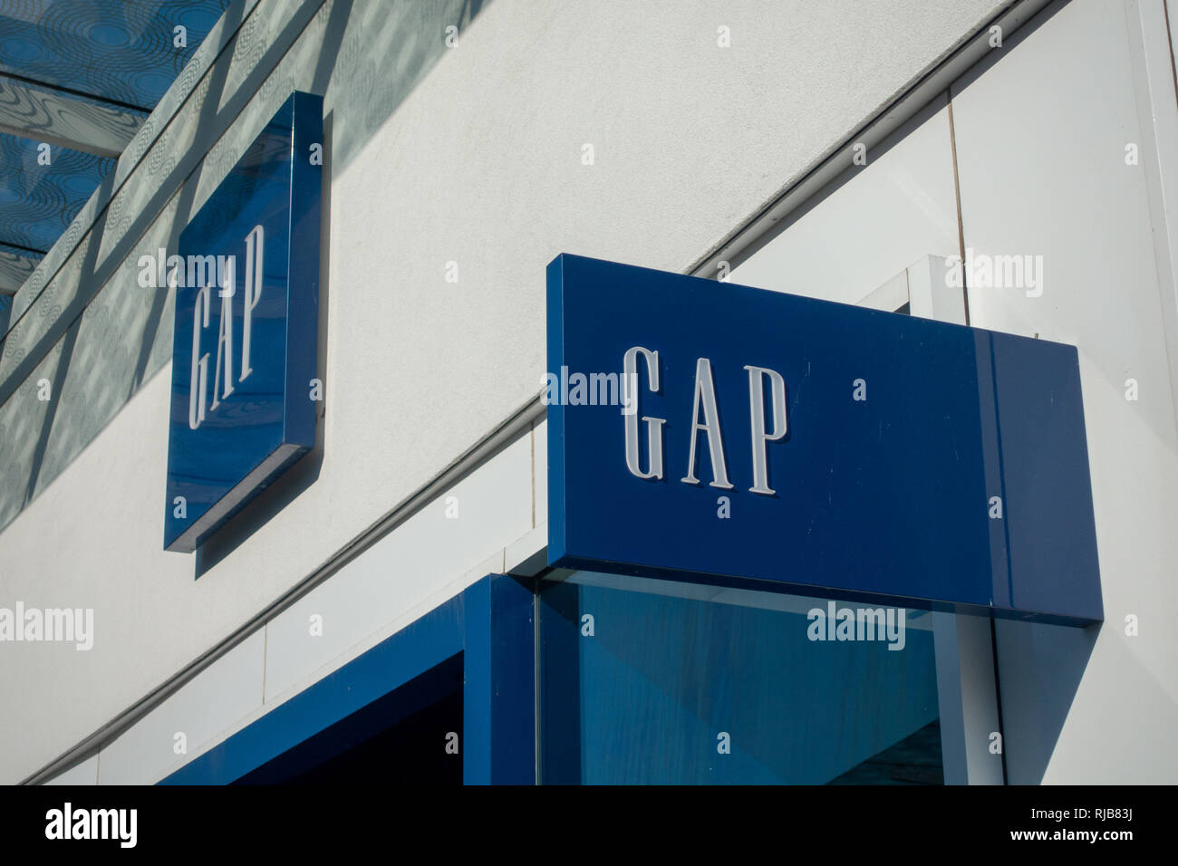 Gap inc logo hi-res stock photography and images - Alamy