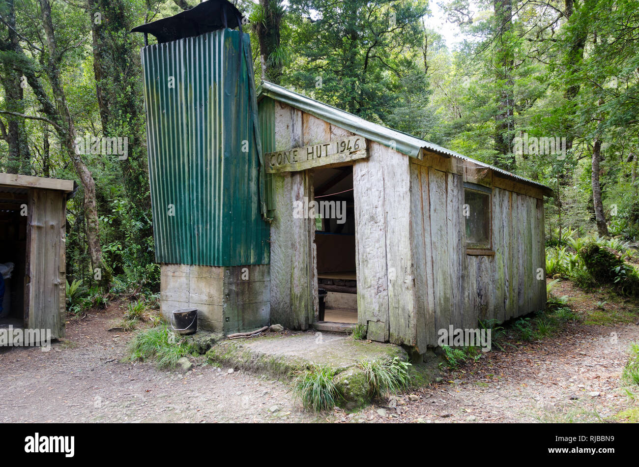 Cone Hut, forest hut for trekkers and hunters, Tararua ranges ...