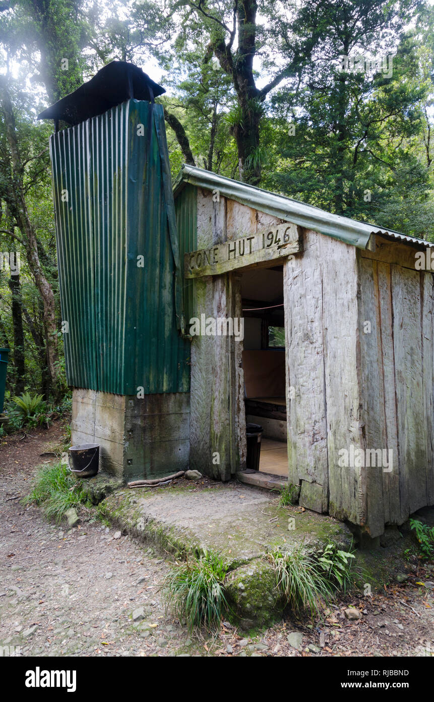 Cone Hut, forest hut for trekkers and hunters, Tararua ranges ...