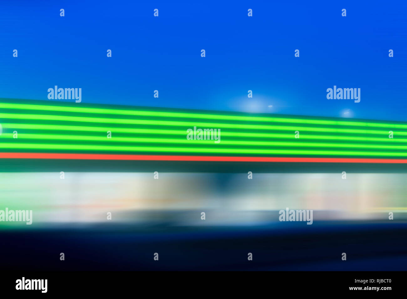 Empty dark shop interior hi-res stock photography and images - Alamy